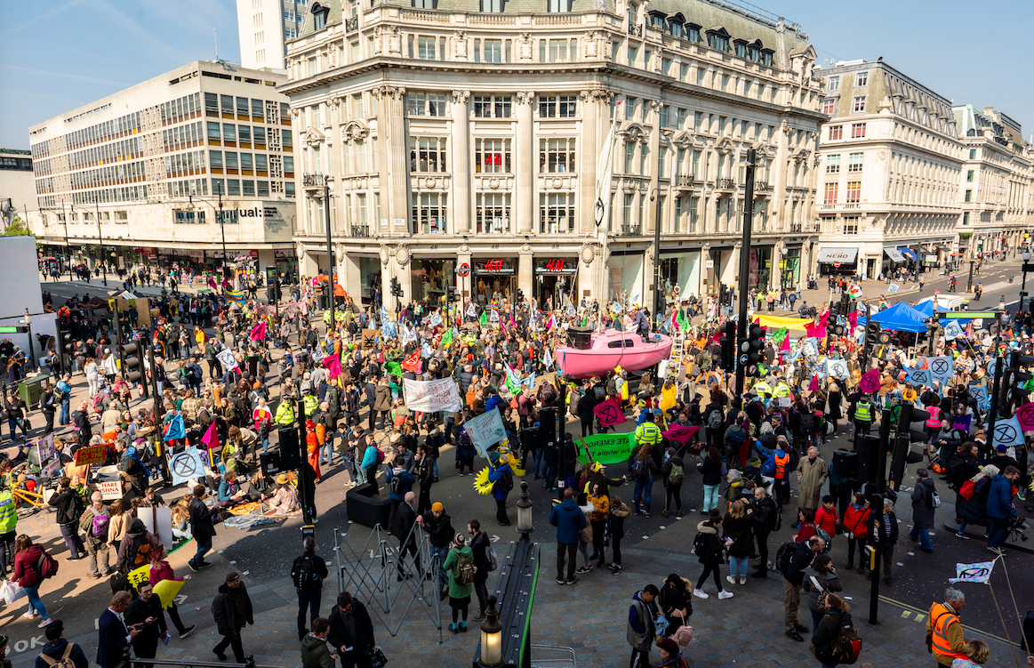 17 Photos From London's Extinction Rebellion Climate Protests