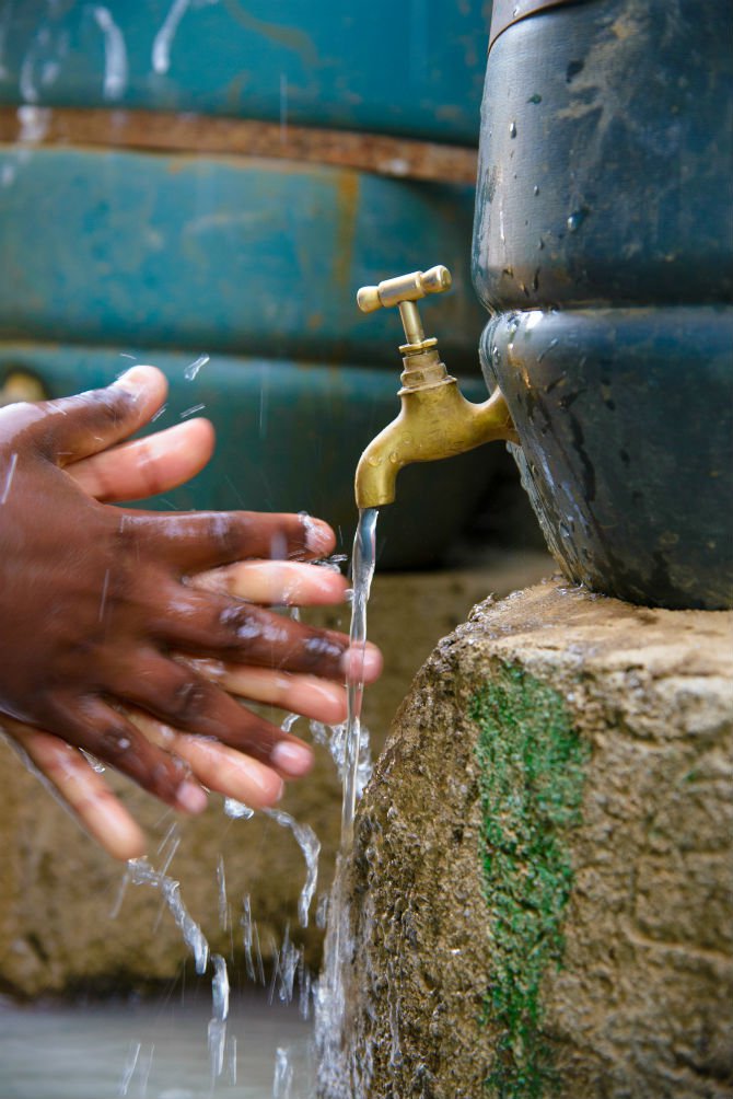 Woman drill rig manager defies norms to bring water