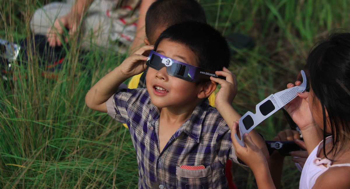 Your Old Solar Eclipse Glasses Are Helping Kids in South America and ...