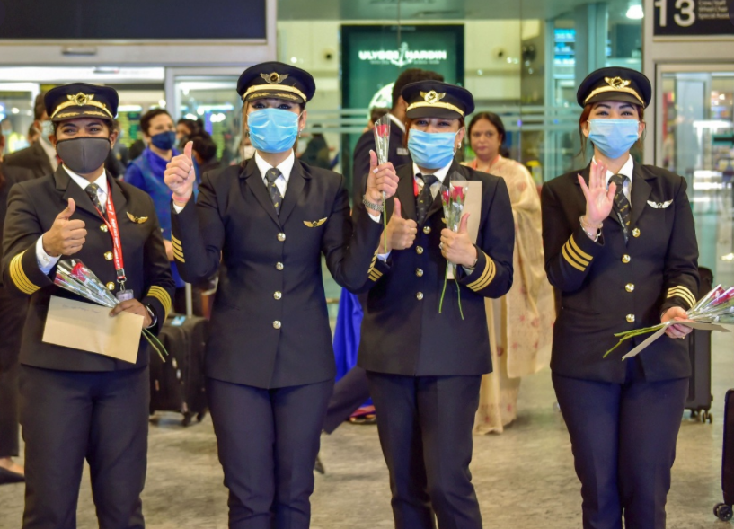 Air India Just Made History With an All-Woman Pilot Crew Flying Across ...