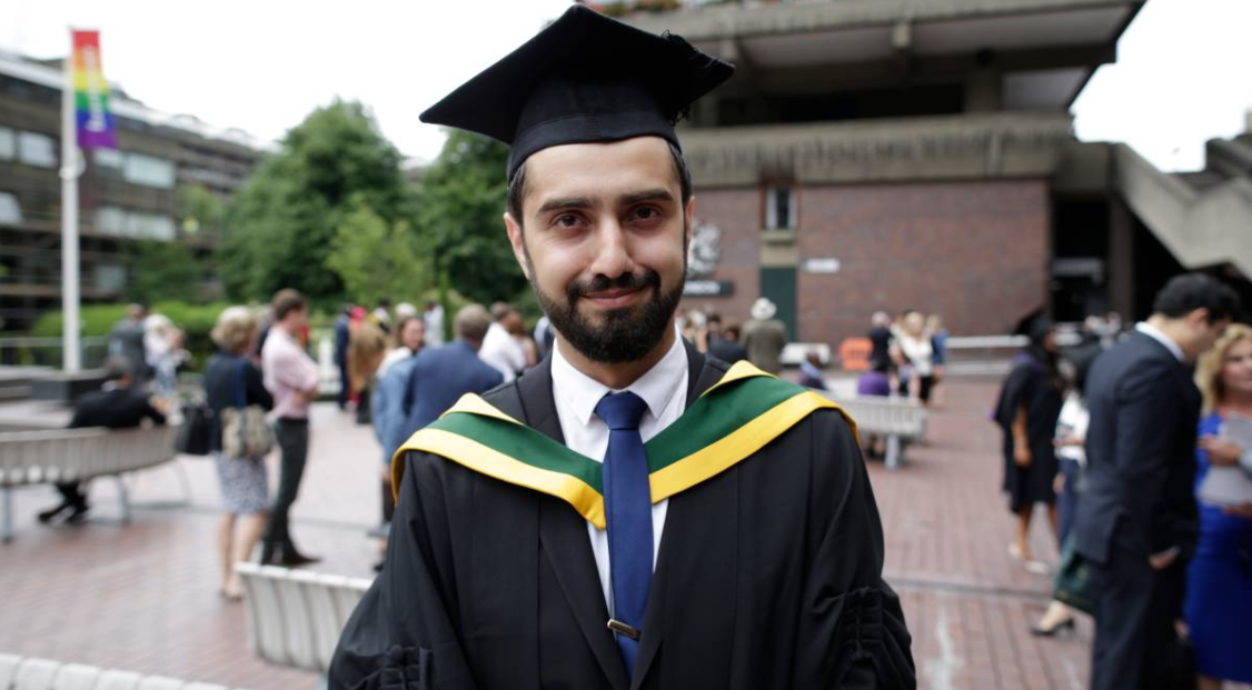 This Syrian Refugee Became a Doctor After Studying in Four Countries