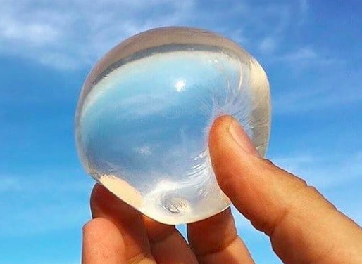 These Plastic-Free Water Pods Were Handed Out to London Marathon Runners