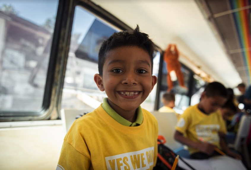 This Bus-Turned-Classroom Is Helping Migrant Children Learn at the US ...