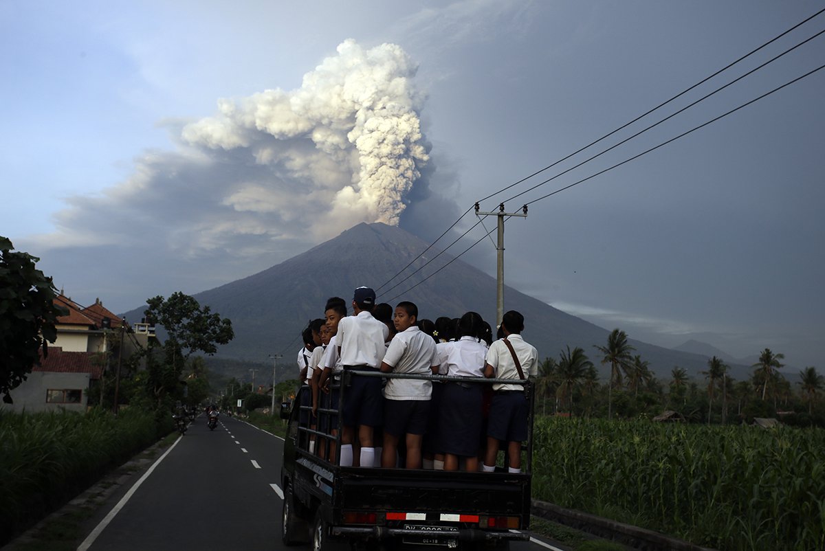 12 Of The Most Devastating Natural Disasters Of 2017