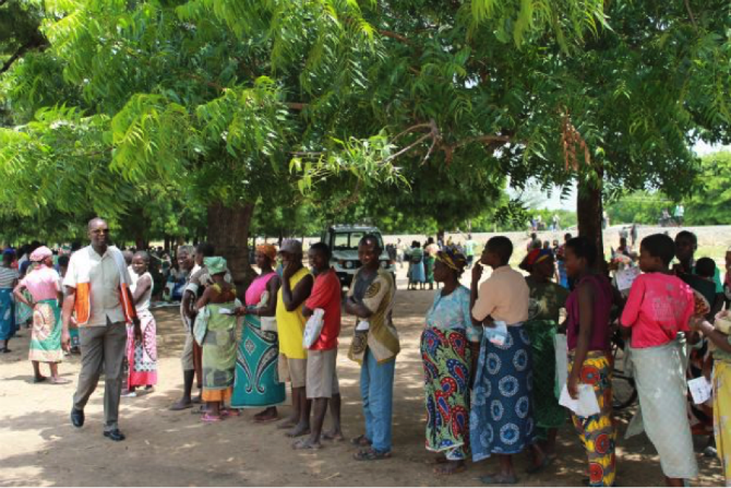 A behind the scenes look inside emergency food distribution