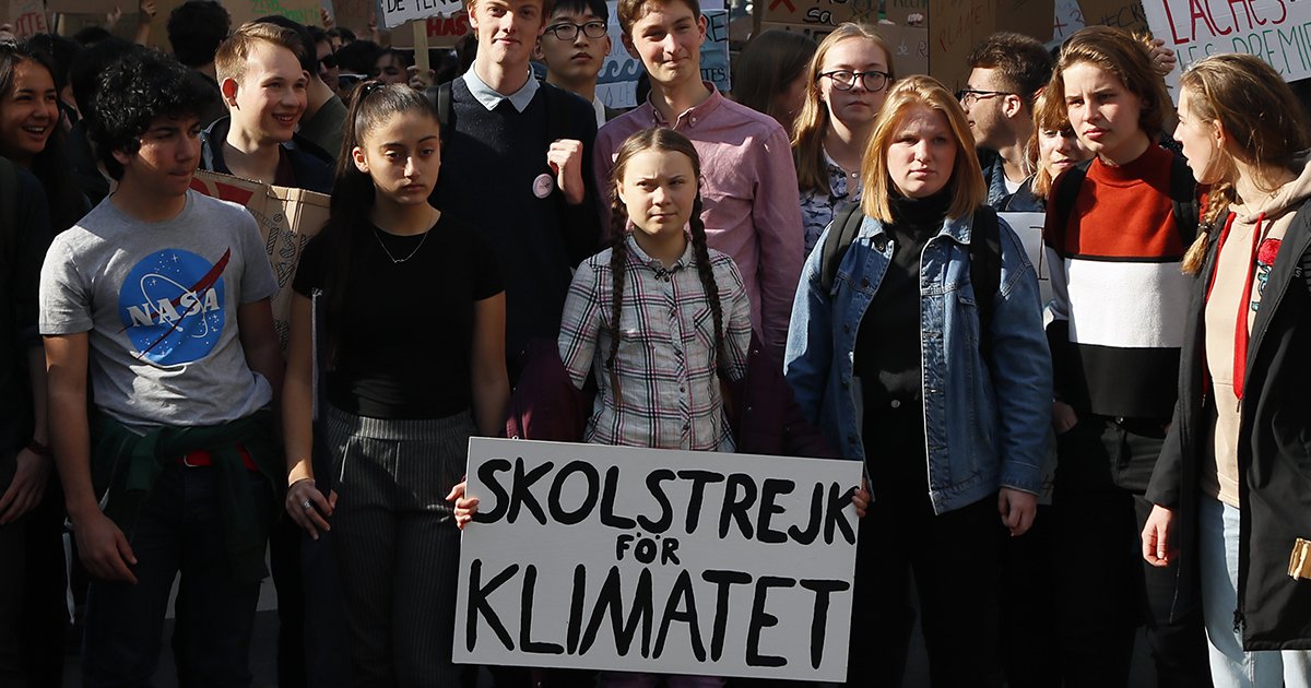 Teen Activist Greta Thunberg Joins London's 'Extinction Rebellion ...