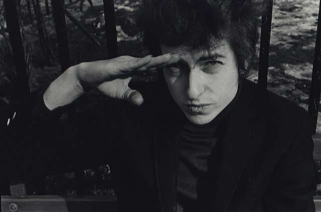 5 Times Bob Dylan’s Lyrics Showed He's a Global Citizen