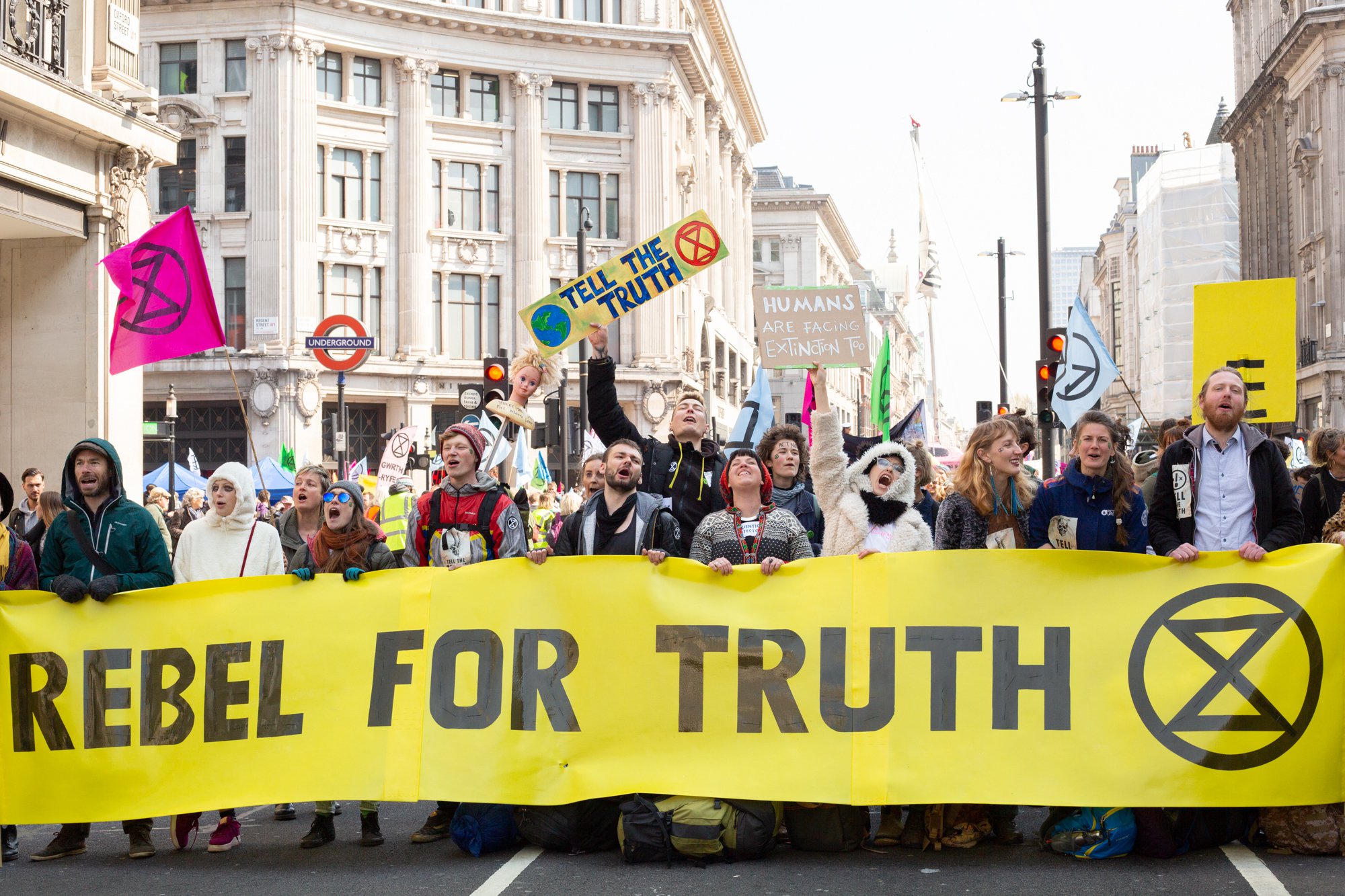 17 Photos From London's Extinction Rebellion Climate Protests