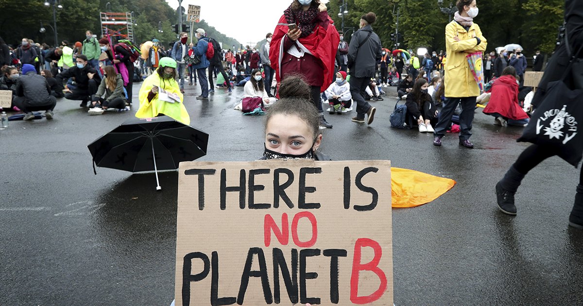 Greta Thunberg's 'Fridays for Future' Climate Protests Are Back Amid ...